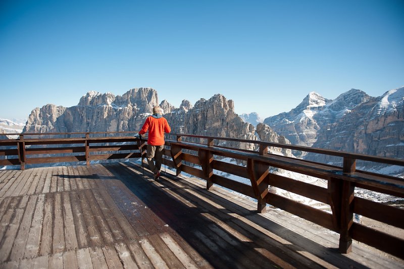 Contact - Marc Chatelain